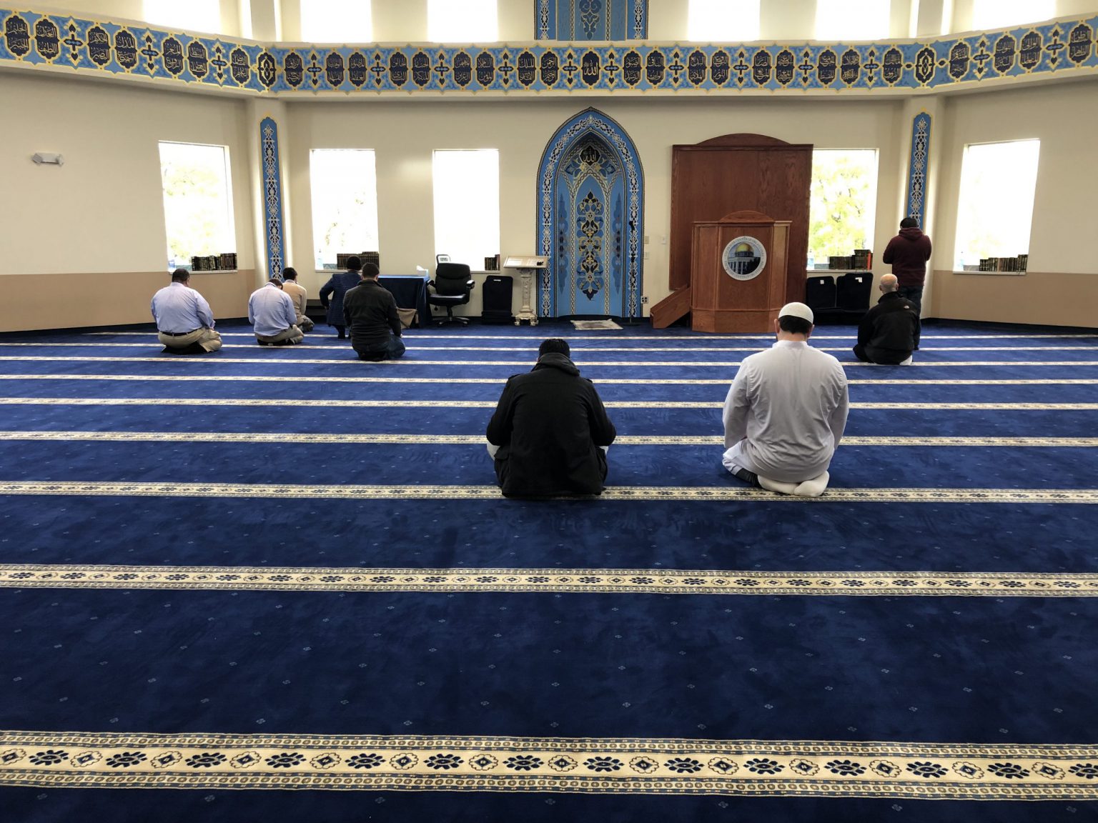 Blue Border Masjid Carpet | Mosque Prayer Carpet | Musalla Masjid ...